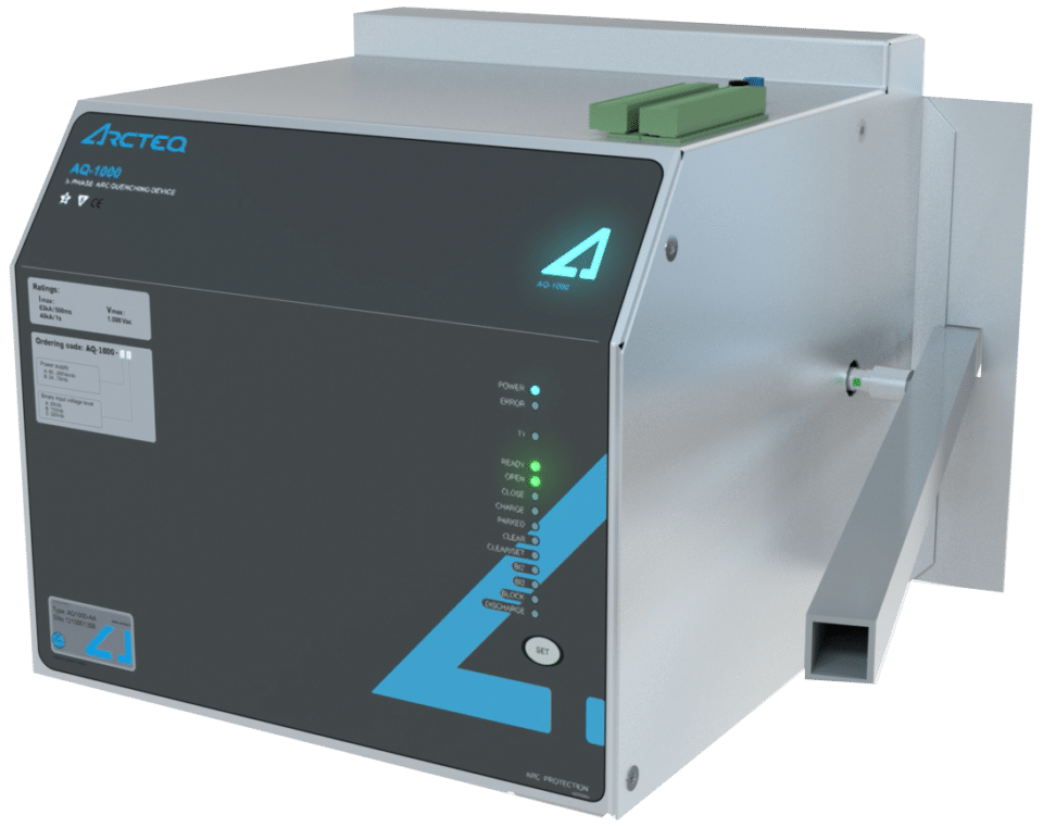 Arc quenching devices